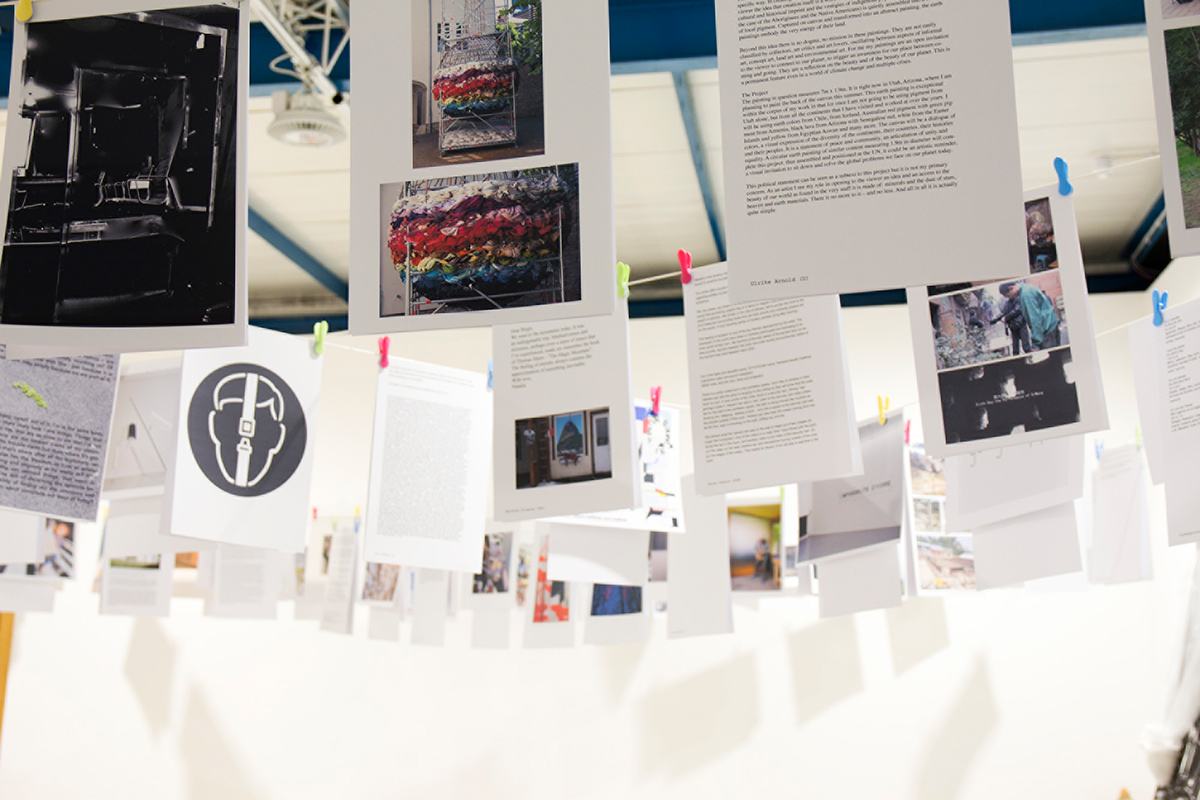 FLUGBLÄTTER - FLYING LETTERS - Birgit Jensen